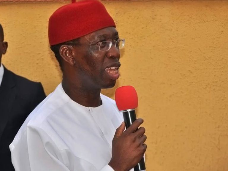 Gov. Okowa signs 2019 N390.3 billion budget | Premium Times Nigeria
