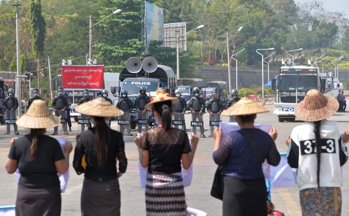 Fear, isolation as Myanmar junta cuts internet