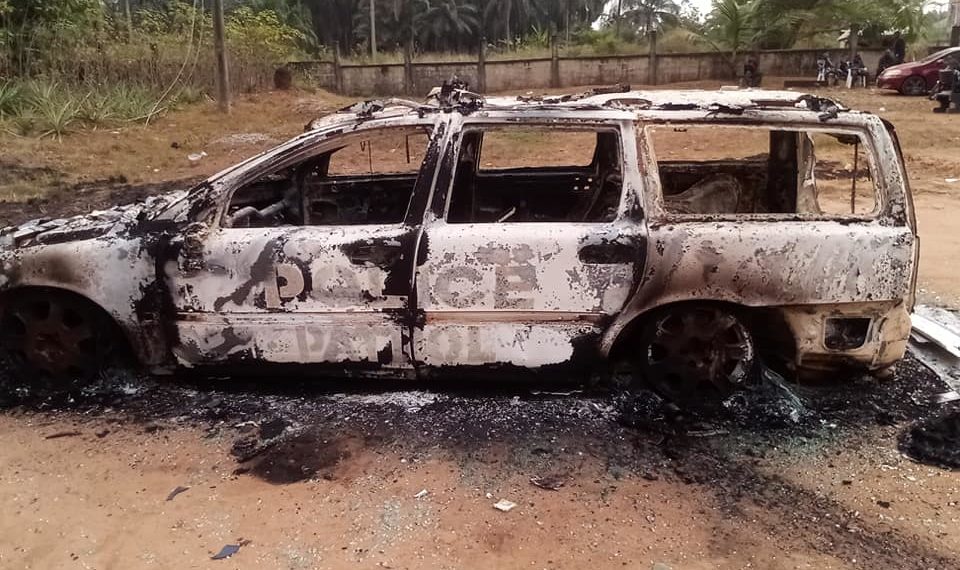 Two police officers killed, their bodies burnt in Anambra