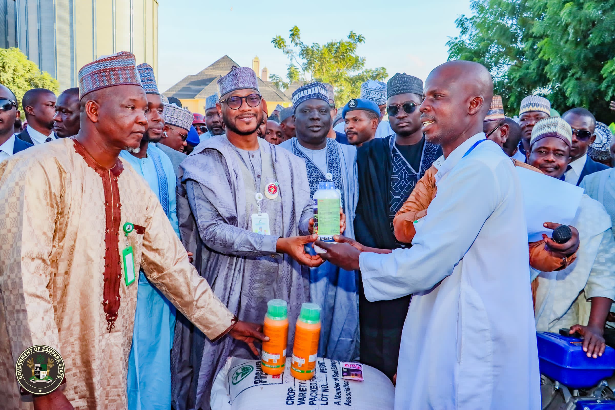 Zamfara governor pledges employment opportunities for 40,000 farmers in ...
